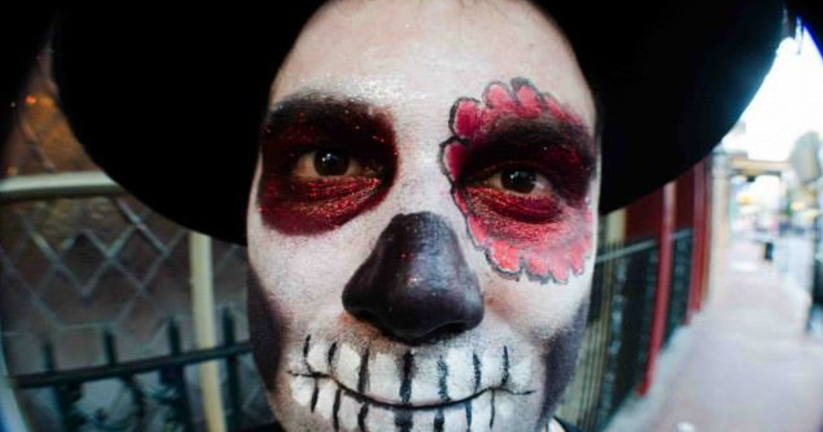 Skeleton Pub Crawl with Skinz N Bonez | Indiegogo