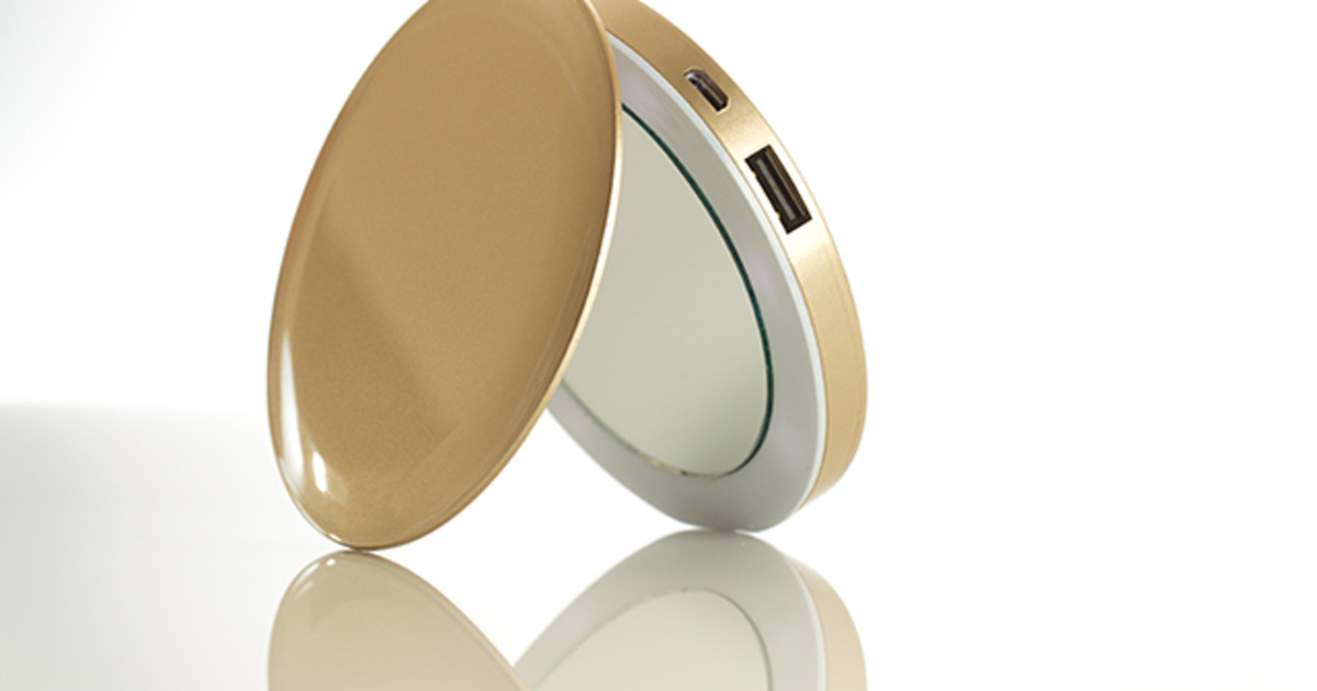 Pearl: Compact Mirror & USB Rechargeable Battery | Indiegogo