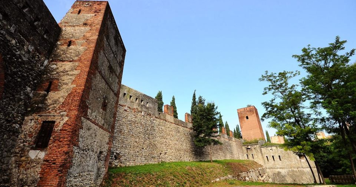 On Verona walls | Indiegogo