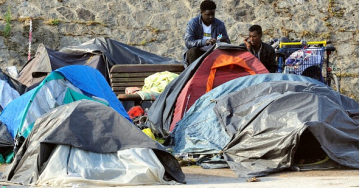 Salvage Tents to Salvage Refugees | Indiegogo