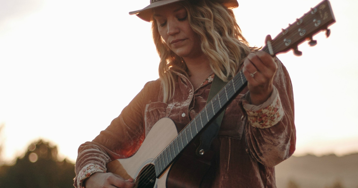 New Album from Caryn Hart | Indiegogo