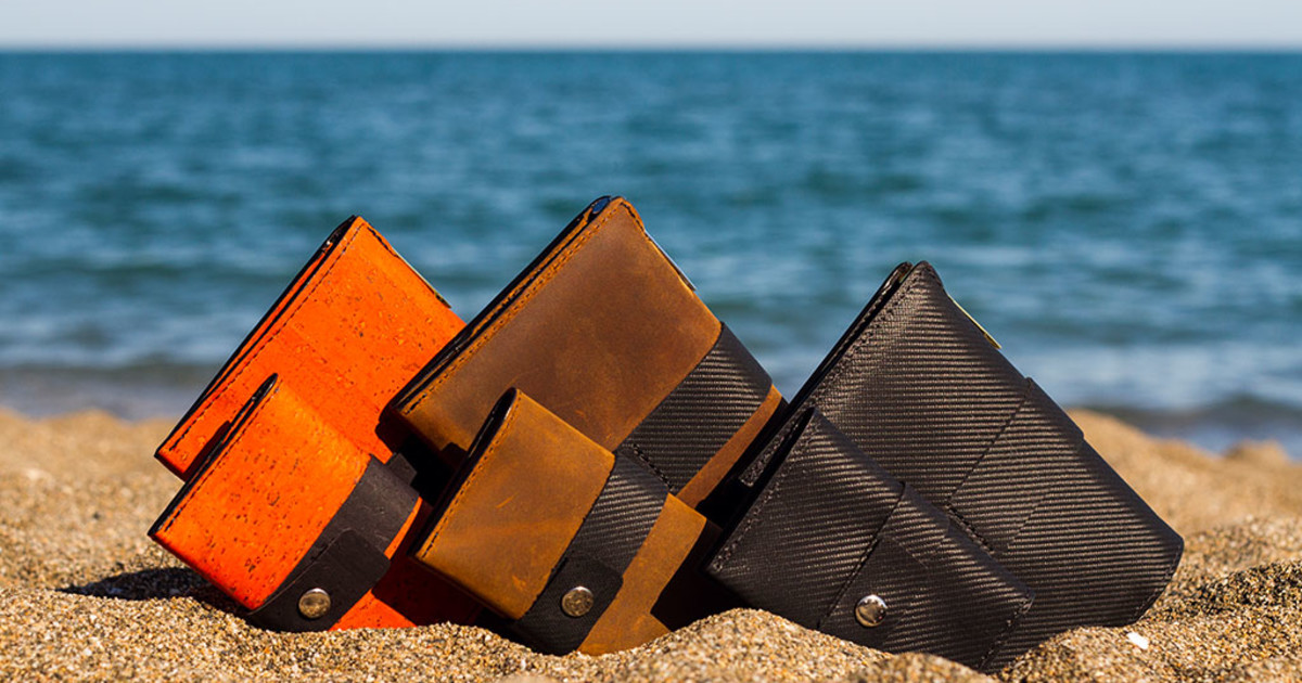 The World's Most Customisable Travel Wallets | Indiegogo
