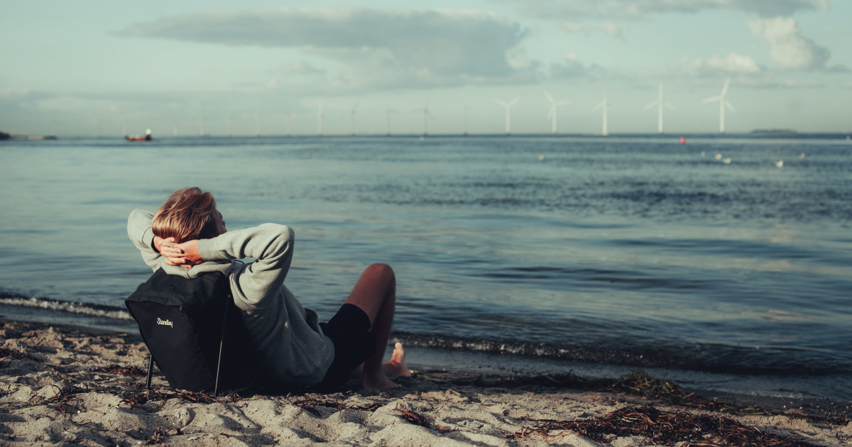 LeanBag-The World's First Backpack You Can Lean On | Indiegogo