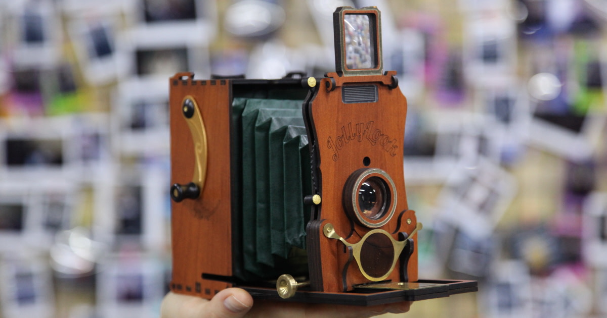 Jollylook Auto - The Modern Vintage Instant Camera | Indiegogo
