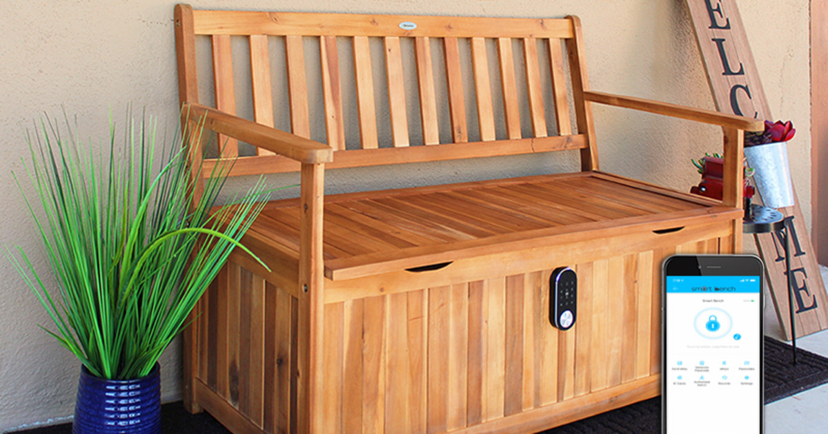 Discover the World's First Smart Bench | Indiegogo