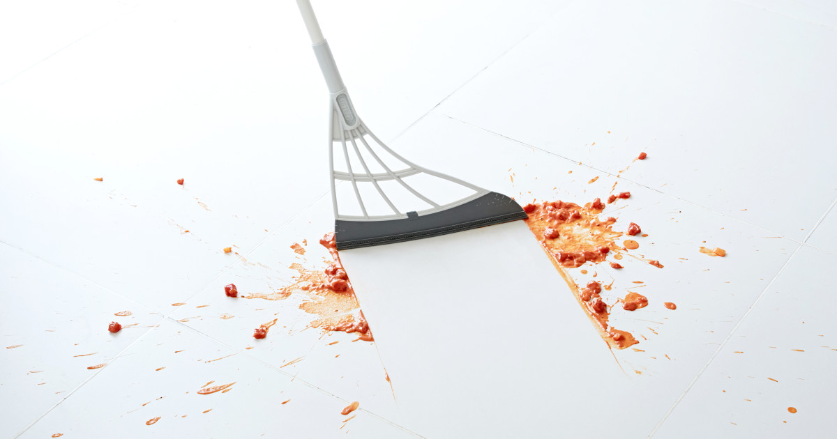 BROOMBI: Smart Broom with Quadruple Cleaning Power | Indiegogo