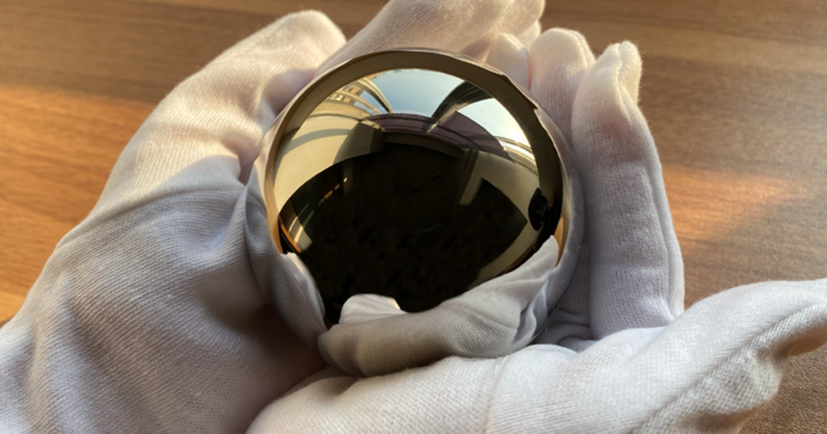 Solid Titanium KILO Sphere by Trance Metals | Indiegogo