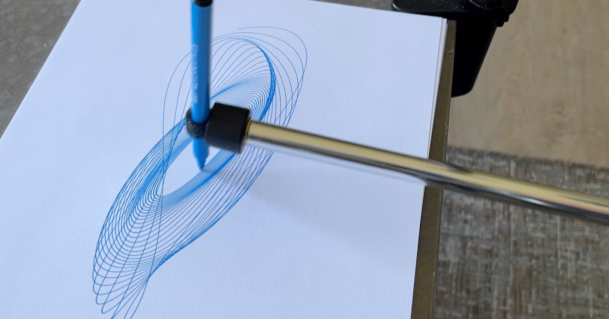 Penduloz Desktop - Modernized Drawing Machine | Indiegogo