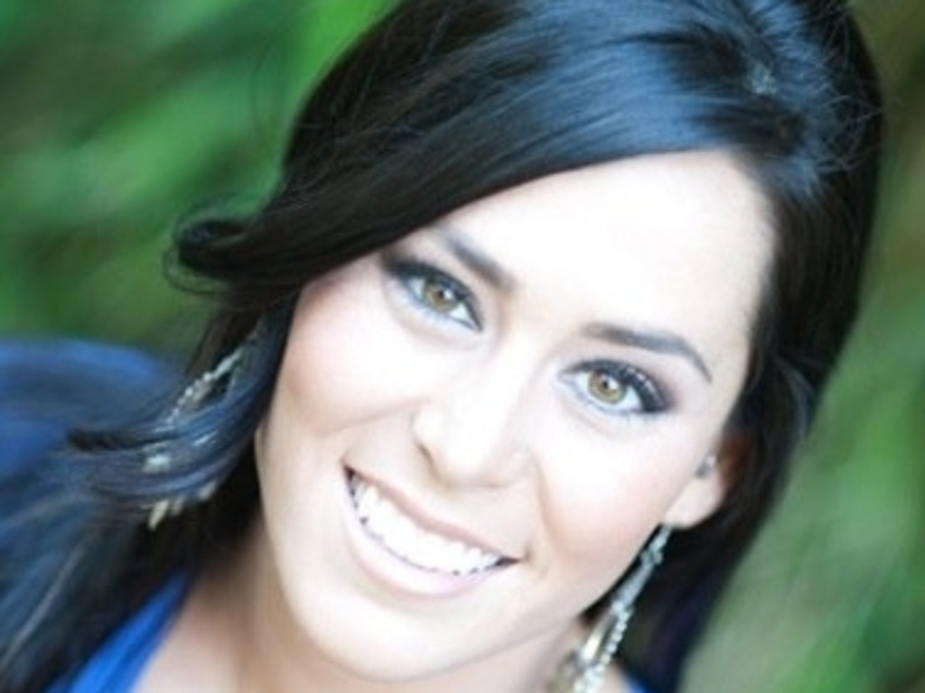 Elena Lani Robles Professional Golf Career | Indiegogo