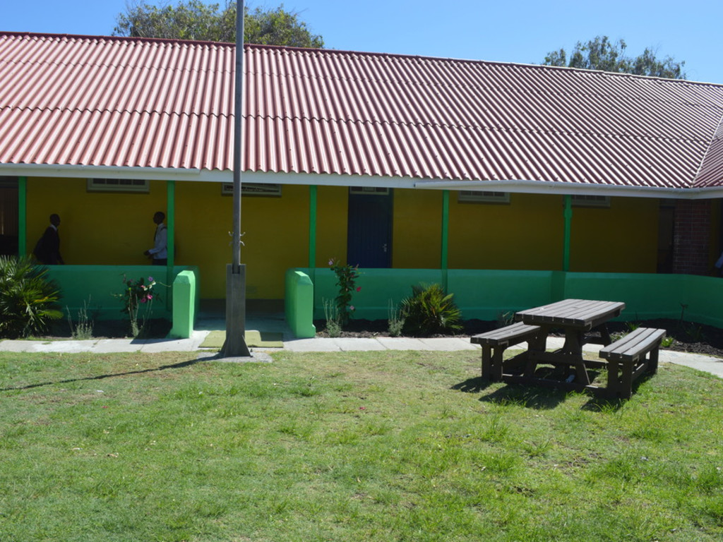 Help Bring a Garden to Ned Doman High School! | Indiegogo