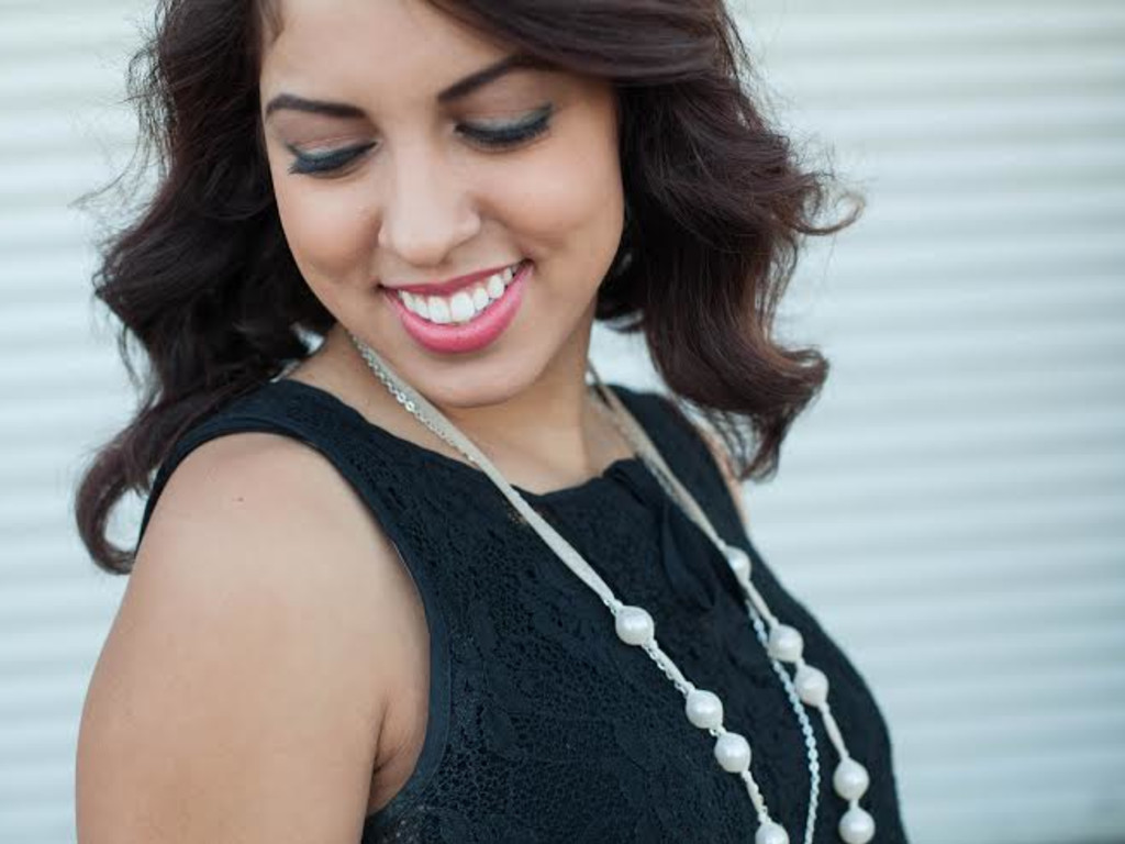 Jessica Cabral DEBUT EP | Indiegogo