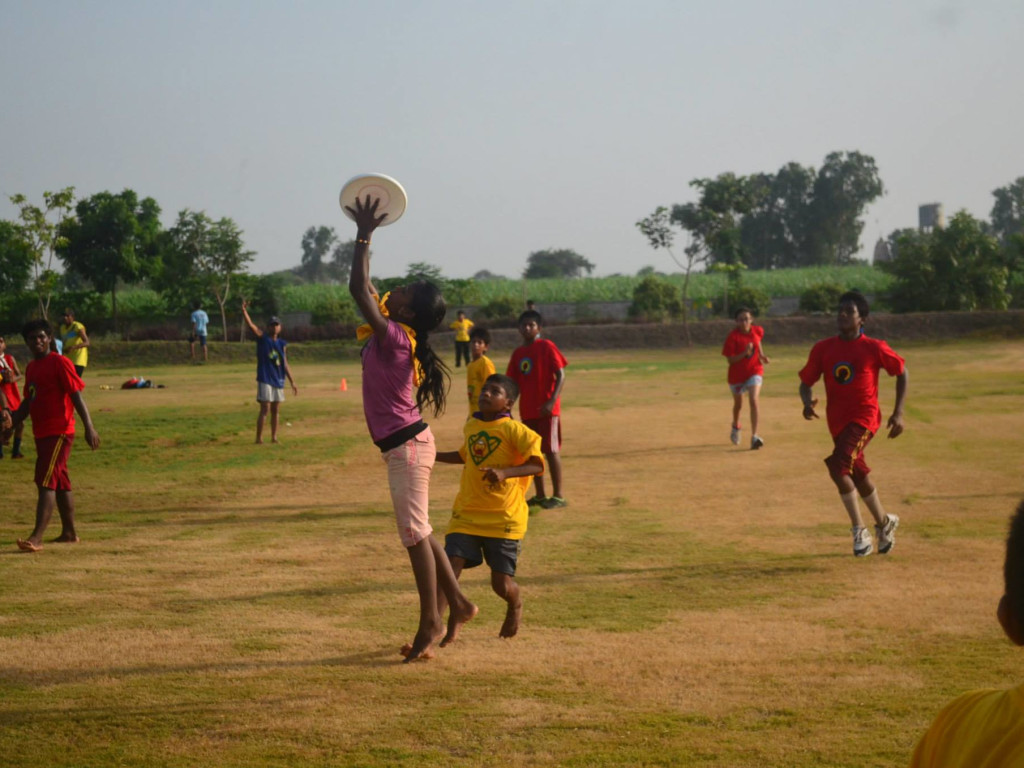 Bridging the Gaps: Ultimate Frisbee Youth Camps | Indiegogo Bridging the Gaps: Ultimate Frisbee Youth Camps | Indiegogo