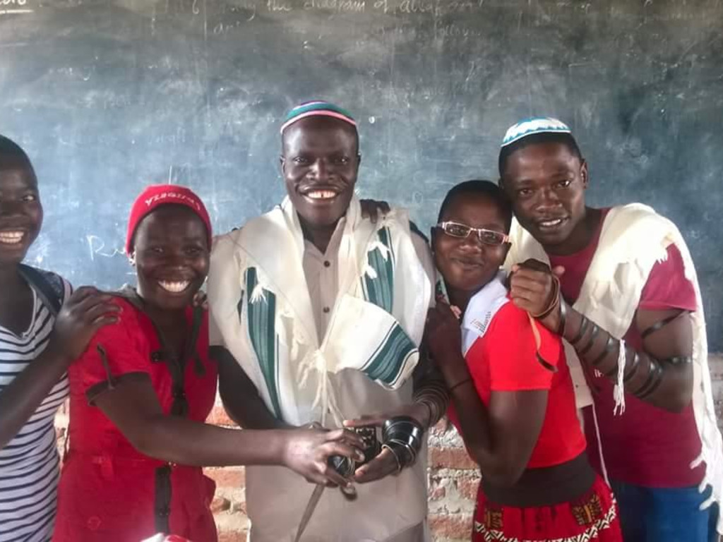 Fresh Water Well for the Abayudaya Jews of Uganda | Indiegogo