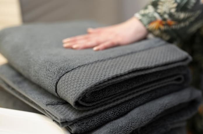 Alpha Towel: Self-Cleans at Molecular Level | Indiegogo