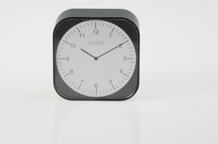 aclock: Bluetooth Alarm Clock, E-ink Display | Indiegogo