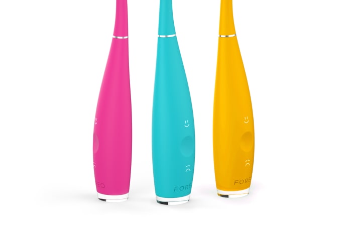 ISSA by FOREO: Reinvents the Electric Toothbrush | Indiegogo