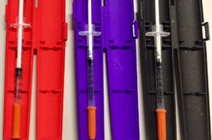 Pre-filled Insulin Syringe Carrying Case | Indiegogo