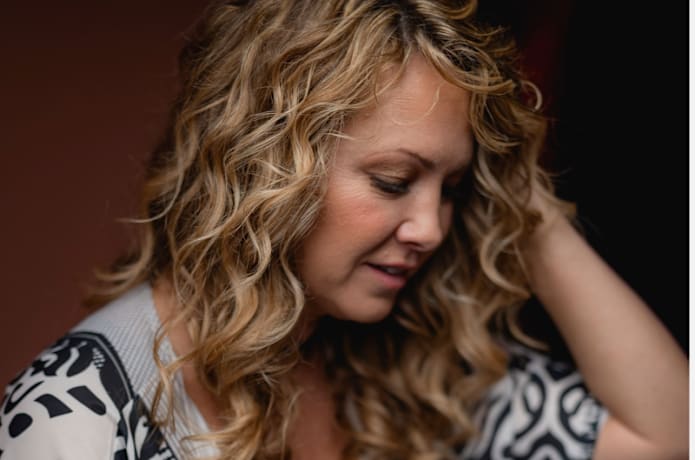 Carrie Bell Debut Album: Boxes | Indiegogo