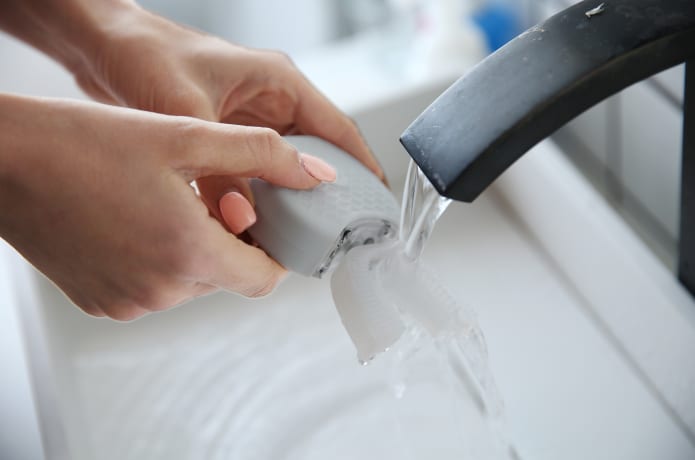 V-WHITE Teeth Whitening & 360 Automatic Toothbrush | Indiegogo