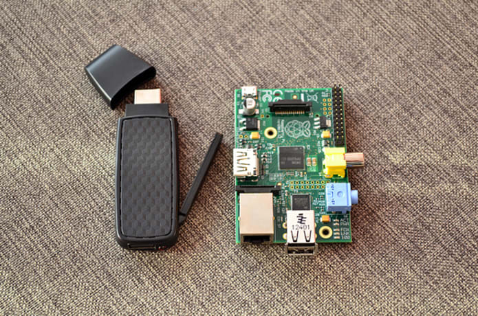 XBMC OS on Stealth Nighthawk F-117A TVDongle | Indiegogo