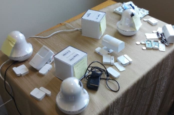 iSmartAlarm - iPhone-controlled home security system, intelligent and ...