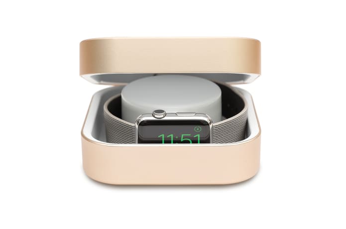 Amber - A Watchcase Power Bank for Apple Watch | Indiegogo