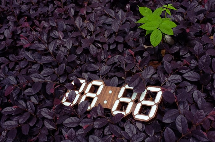 magictime,Smart wooden led clock | Indiegogo