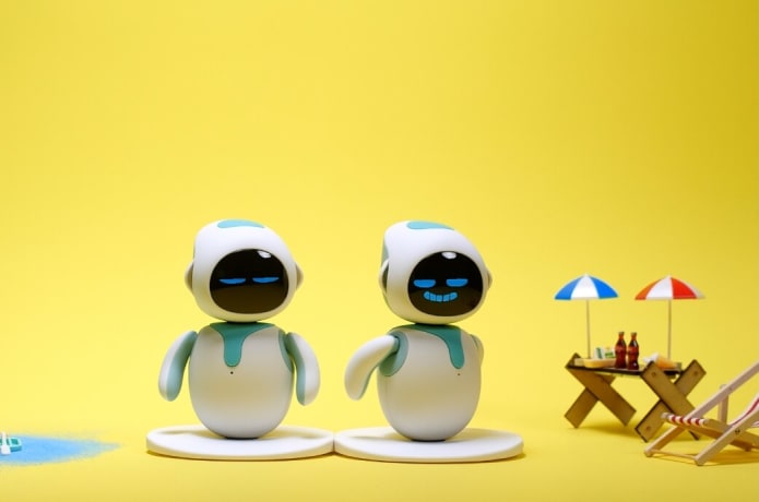 Eilik - A little Companion Bot with Endless Fun | Indiegogo