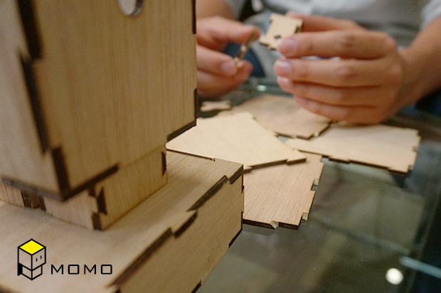 MoMo-The Cute Desktop Reminder Robot | Indiegogo