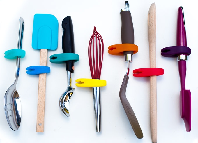 Snug Utensil Clips - No Mess & No Burnt Utensils | Indiegogo