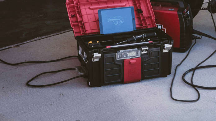 COOLBOX- The world's smartest toolbox. | Indiegogo