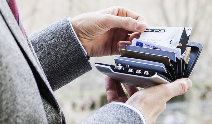 MINI SAFE WALLET: your privacy and cash protected. | Indiegogo
