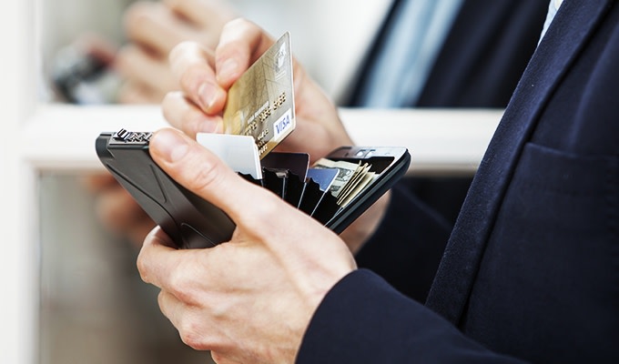 MINI SAFE WALLET: your privacy and cash protected. | Indiegogo