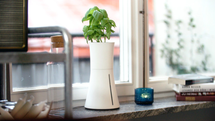 Botanium - Grow Edible Greens. Fast & Effortlessly | Indiegogo