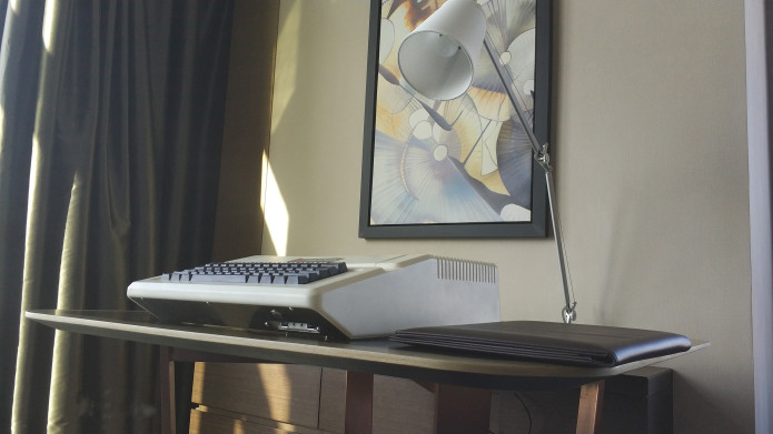 Raadition :APPlE II in back, Retro Computer Case. | Indiegogo