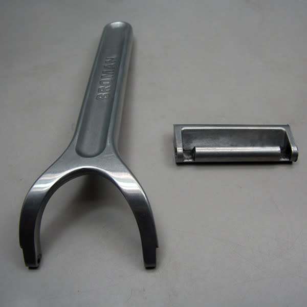 Broman : The only razor you'll ever need! | Indiegogo