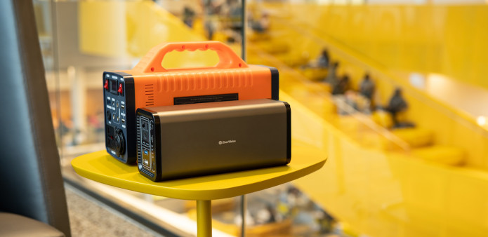 Get The World's LIGHTEST PORTABLE Power Stations | Indiegogo