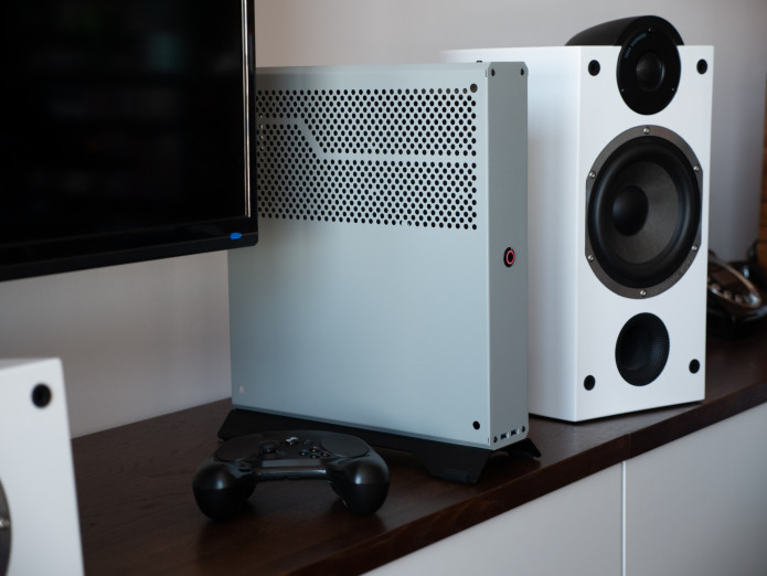SENTRY 2.0: Evolution of console-sized gaming case | Indiegogo