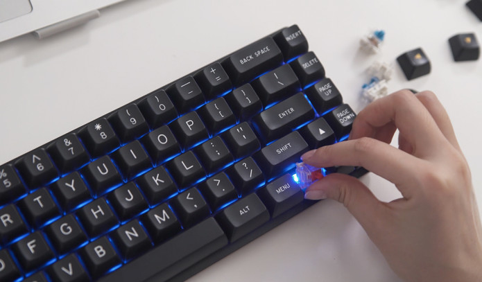 Woo-dy, A 67-Key Wooden Mechanical Keyboard | Indiegogo