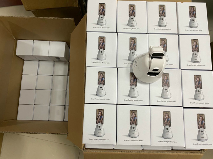 TikTrak- APP Free Selfie Auto Tracking Phone Mount | Indiegogo