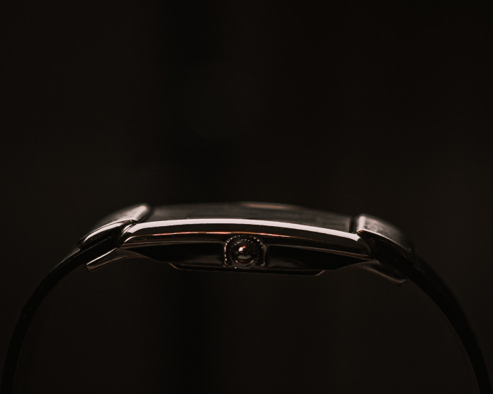 The Curvo - DEVO Watches | Indiegogo