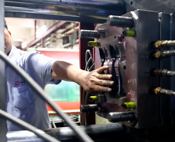 Meet SpoonTEK - A Spoon that Elevates Taste | Indiegogo