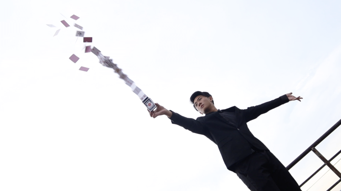 Rocket - The Ultimate Handheld Card Fountain | Indiegogo