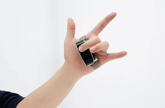 PalmBand: All-in-One Smart Sensory Instrument | Indiegogo
