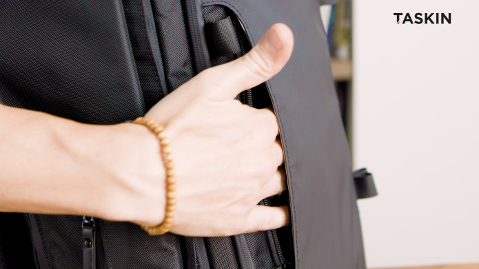 Taskin FLYT Expandable Travel Backpack | Indiegogo